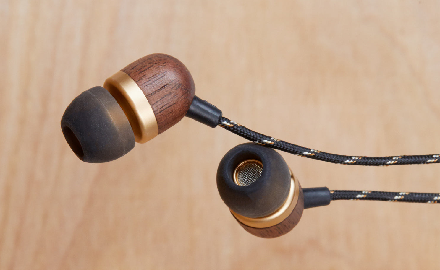 How Do Earbuds Work? Wired & Wireless Explained – House of Marley